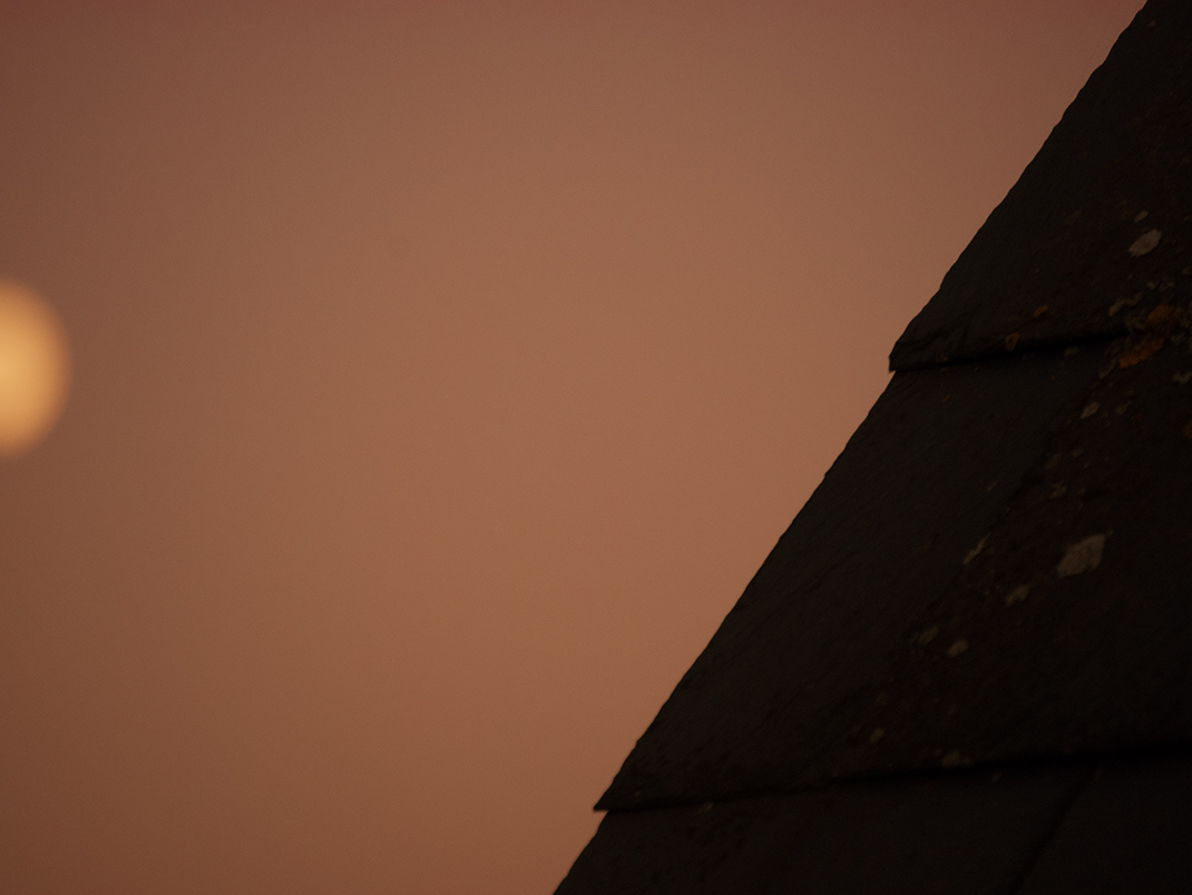 Lucy Dalby Photography - Monday Moon