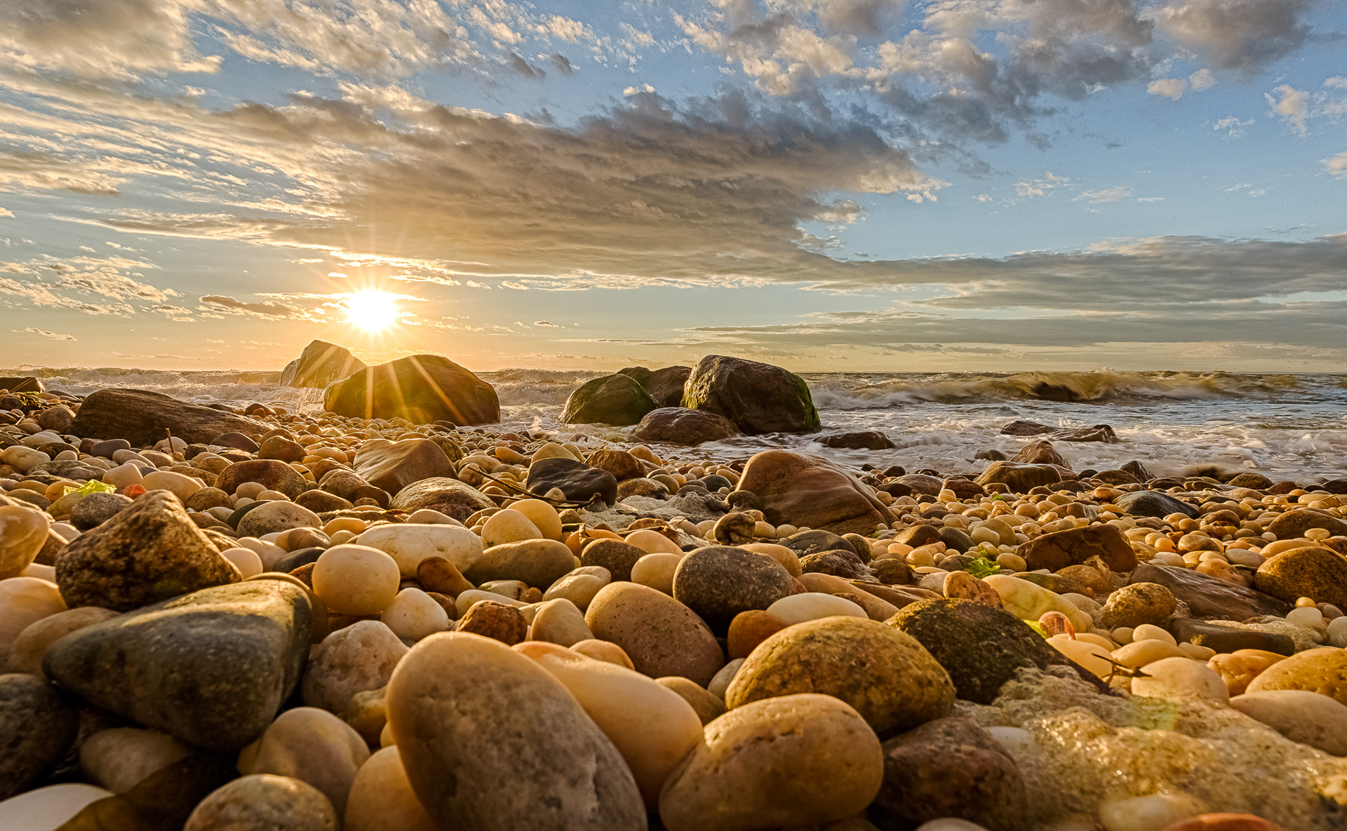 Teaga Photo David Arteaga - Rocks and Water