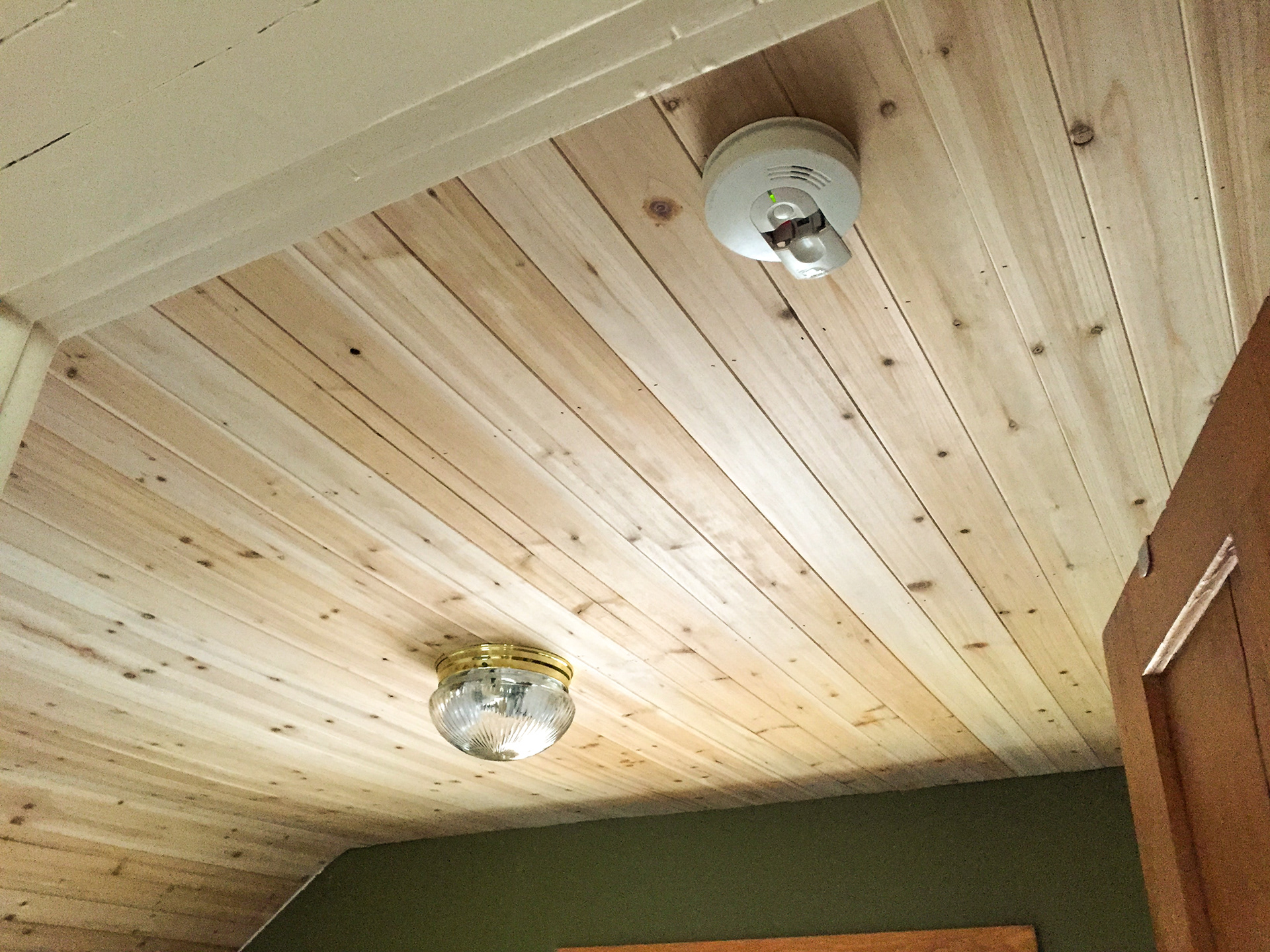 Peter Hollander - V-Grooving Ceilings