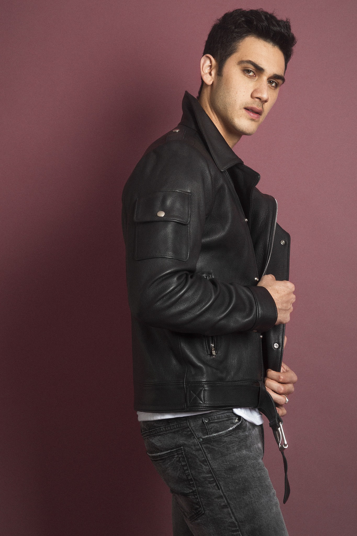 luis de la luz - Alejandro Speitzer