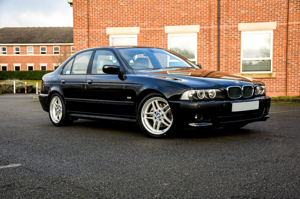 Jet One Gallery - BMW E39 530i Sport Champagne Edition II