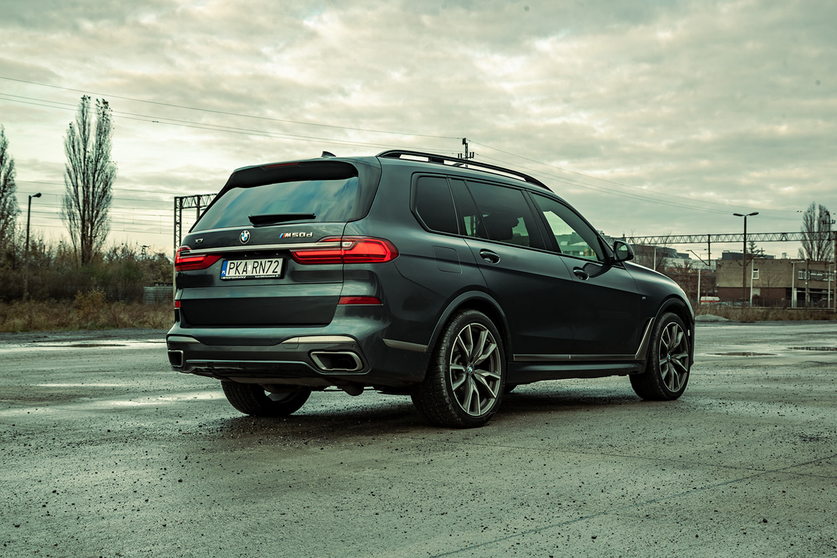 MOTOVISOR — Automotive Photography - BMW X7 M PERFORMANCE