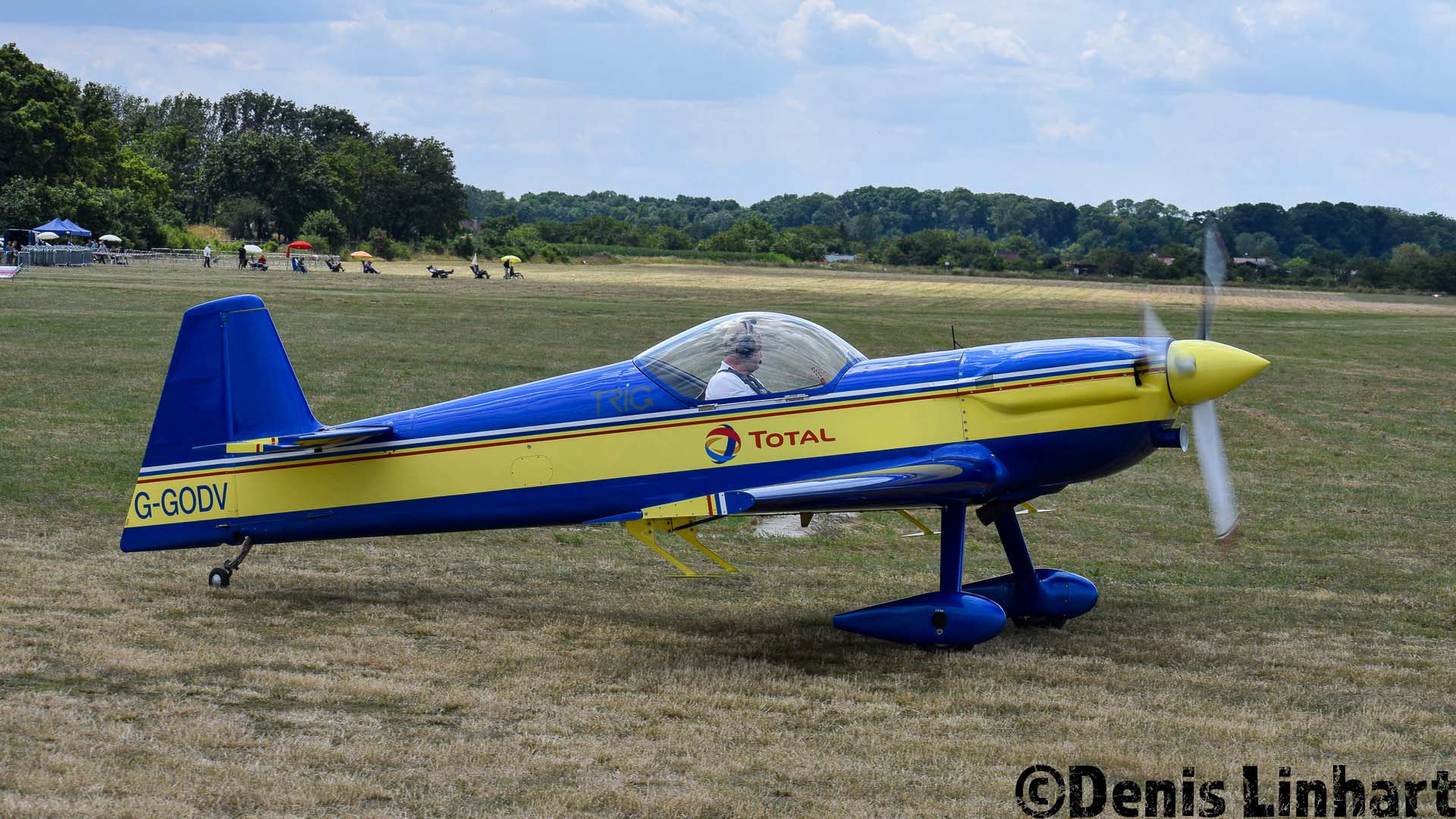 Denis Linhart - Mudry CAP-230