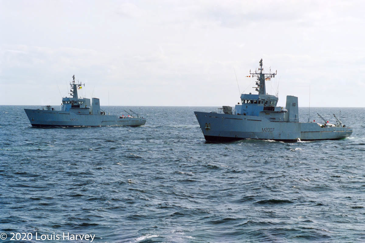 Louis Harvey - My Portfolio - RNR Crewed Minesweepers at Sea - 1991 & 1992